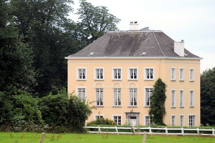 Geschiedkundige Kring Ronse bezoekt het kasteeldomein Calmont | Ronse ...