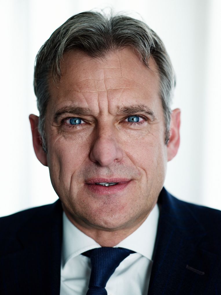 Is Stefaan Decraene, een klassieke bankier pur sang, de man die de ...