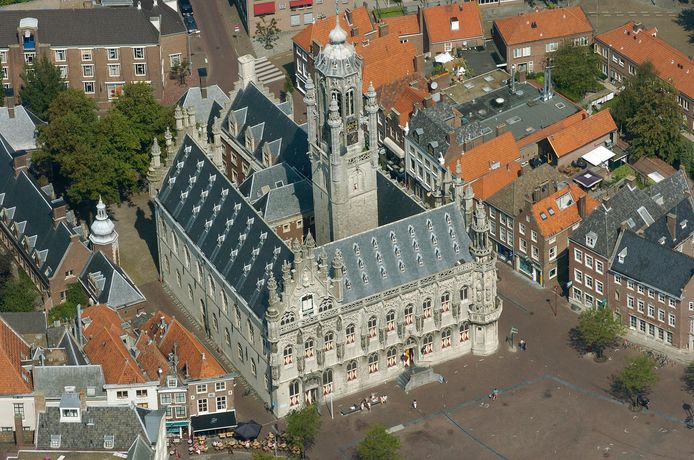 Bezuinigen is voorbij in Middelburg: ‘Nu mensen helpen die het zelf ...