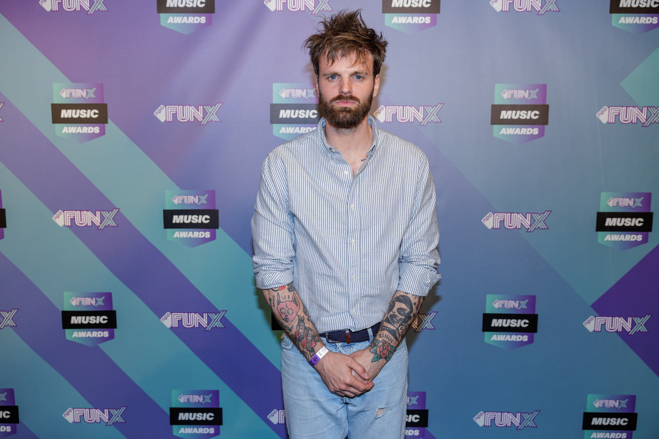 Gewapende man in BNNVara-gebouw wilde Tim Hofman om het leven brengen | Foto | tubantia.nl