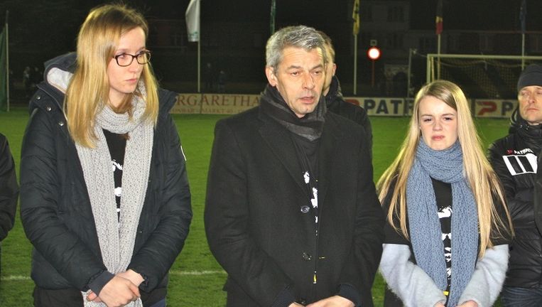 Vriendin, zus, vader én club brengen pakkend eerbetoon aan verongelukte ...