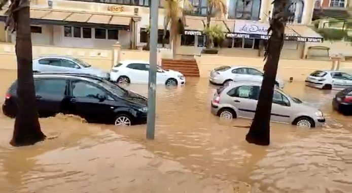 Wateroverlast in delen van Spanje door zware regenval | Weernieuws | hln.be