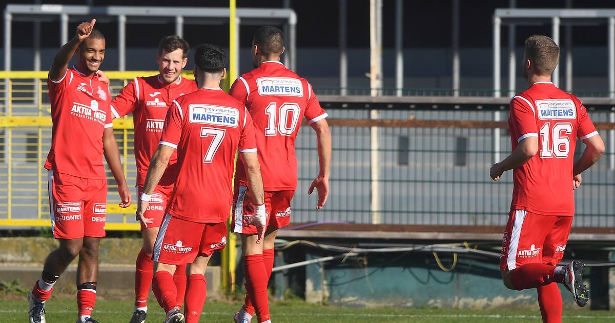 Fallou Fall knalt Hoogstraten met twee treffers voorbij Aalst: “Als je ...