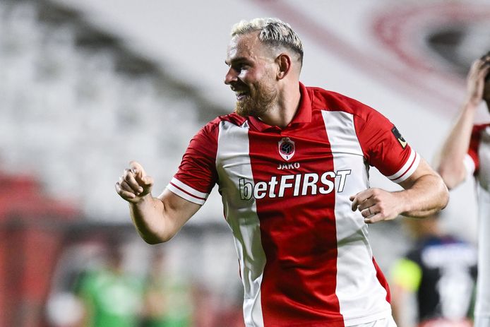 Vincent Janssen is los: spits helpt Antwerp met hattrick aan klinkende ...