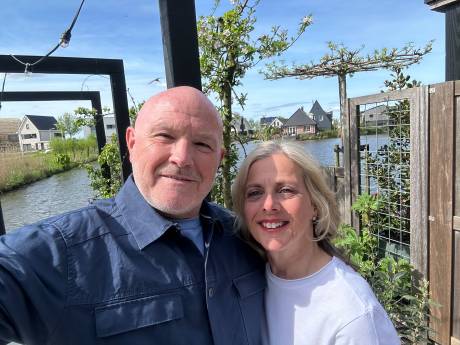 Rob ziet man van metershoge carnavalswagen vallen: ‘Ik hoorde zijn ...