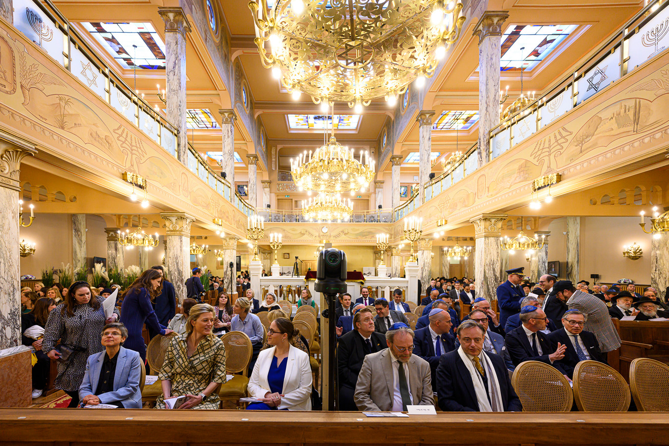 Hoofdsynagoge Joodse gemeenschap blinkt weer als vanouds na renovatie ...