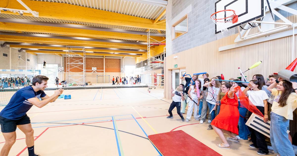 BimSem start schooljaar met groot sportcomplex en speelplaats | Mechelen | hln.be