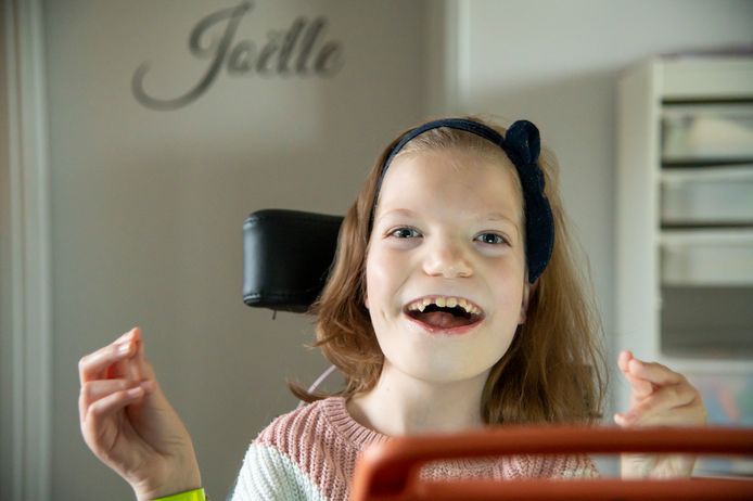 Joëlle (9) uit Ermelo leeft met zeldzame afwijking, maar heeft onzekere ...