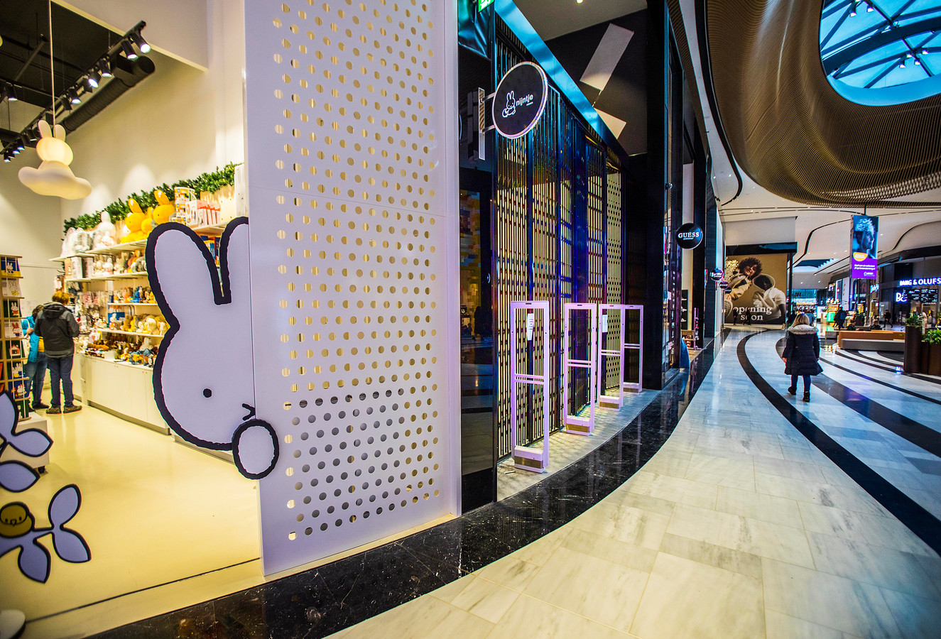 Deel ondernemers verlaat nieuwe luxe Mall na flinke huurverhoging: ‘Het ...