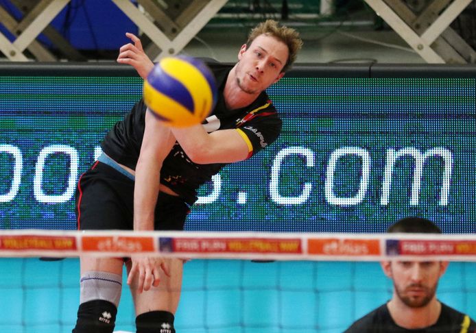 Sam Deroo wordt Russisch kampioen volleybal en haalt triple binnen met ...
