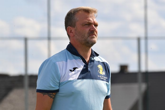 Kris Temmerman volgt Chris De Backer na dit seizoen op als nieuwe T1 ...