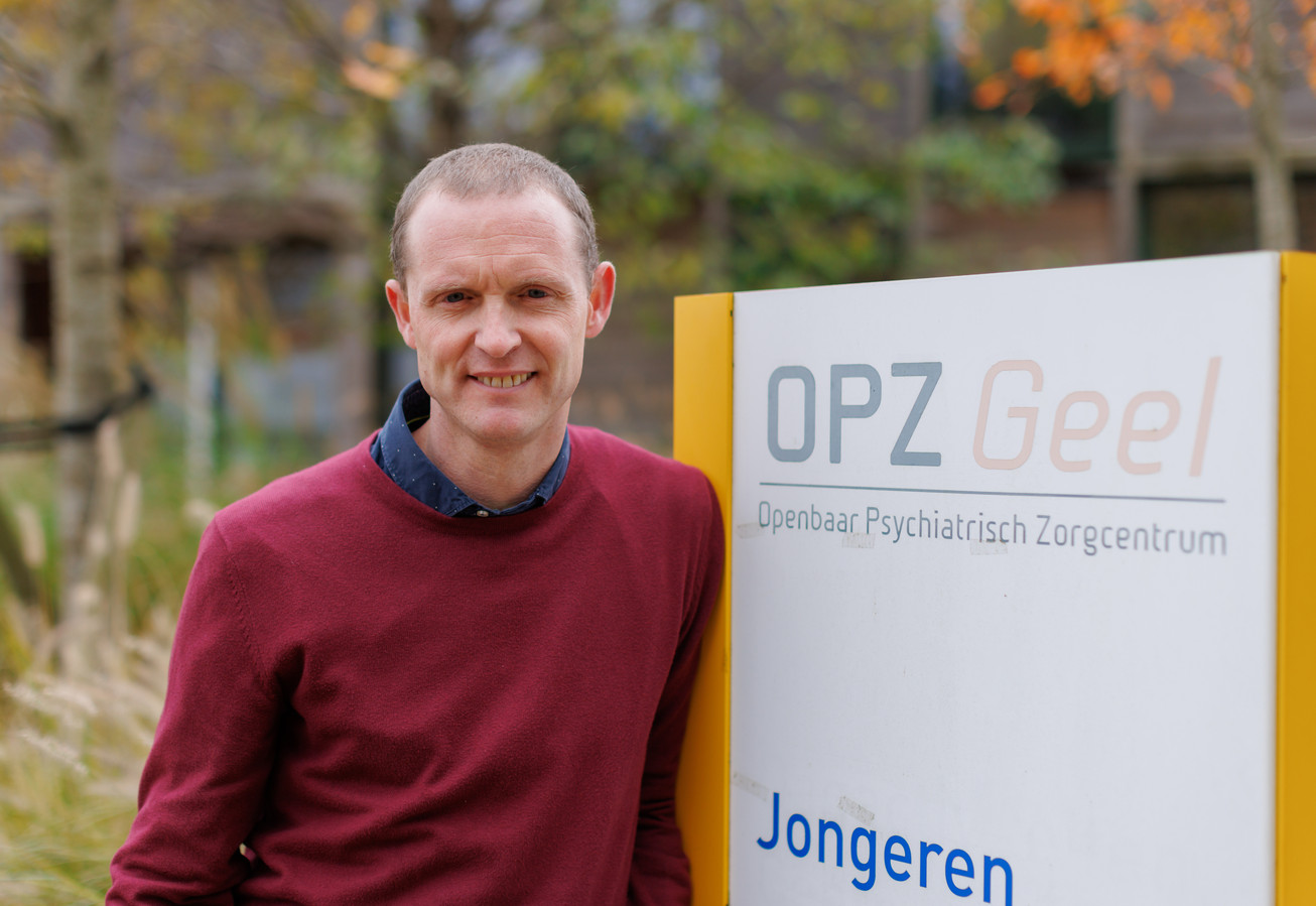 Politie brengt kinderen gedwongen naar psychiatrie en psychiaters zijn ...