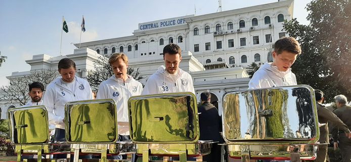 Oldenzaalse hockeyers met alle egards onthaald na overwinning in Pakistan | Bully in Pakistan ...