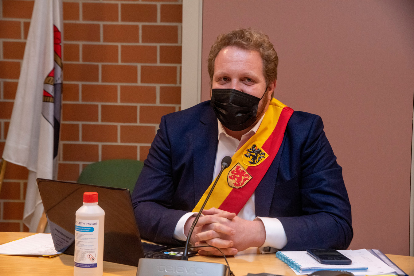 Marie-Rose Locquet legt eed af als nieuwe schepen in Laarne bij ...