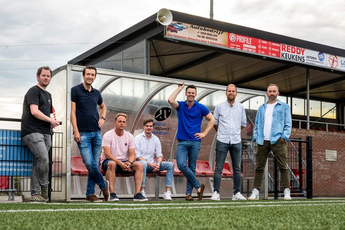 Voetbalclub uit Heteren werd bedreigd met opheffing, maar nu is er een ...