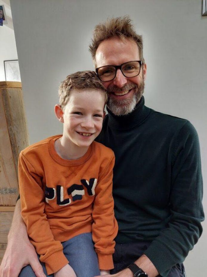 Teun is pas 9 jaar, toch schreef hij al een eigen boek (en daarmee valt ...