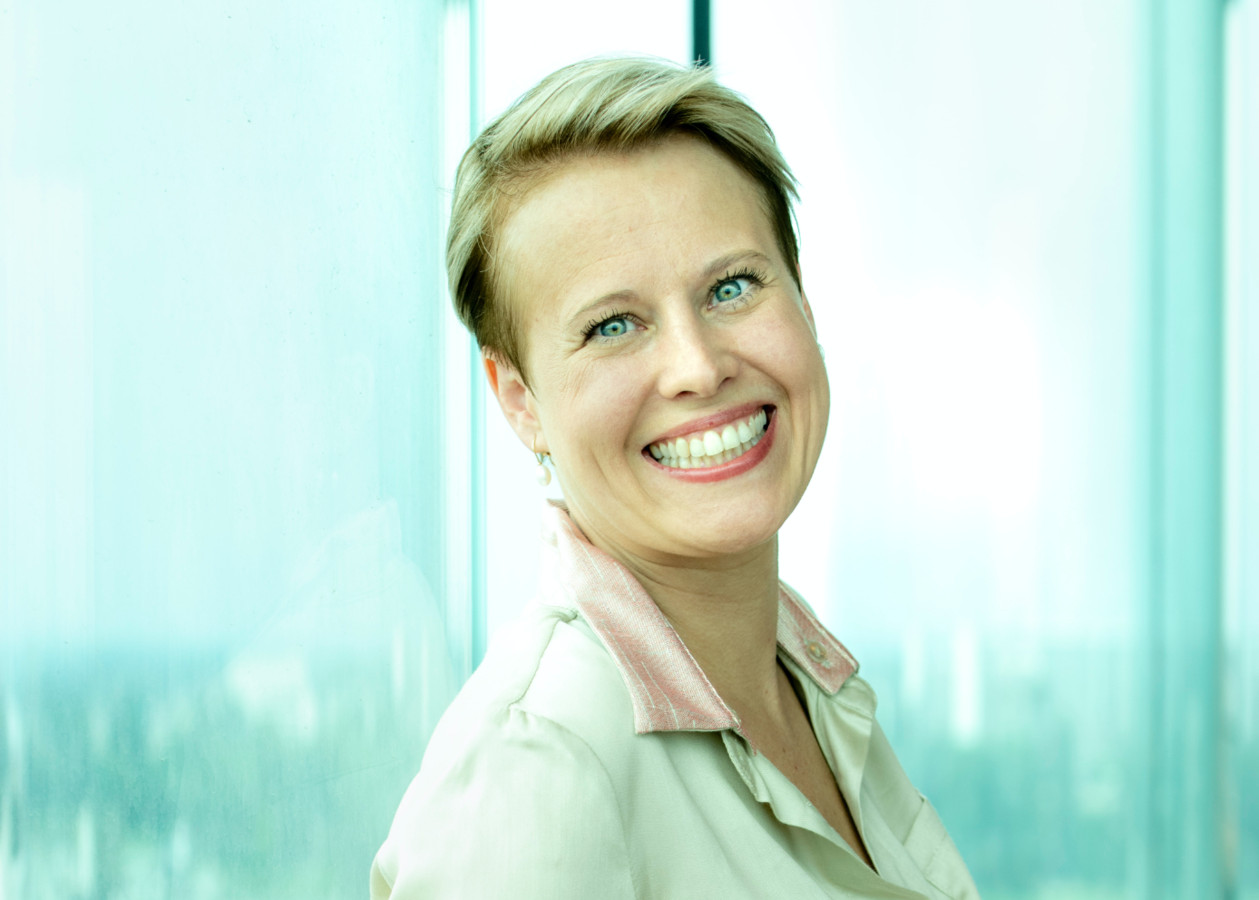 Actrice Cathérine Kools stopte 561 dagen geleden met drinken. Ze geeft ...