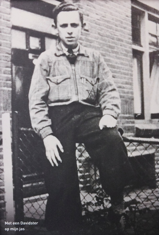 17-jarige Willi ziet zijn ouders en zusje in Auschwitz naar de ...