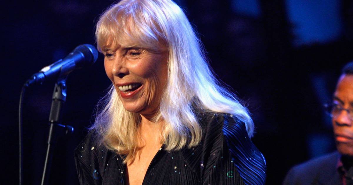 Joni Mitchell aan de beterende hand | Show | AD.nl