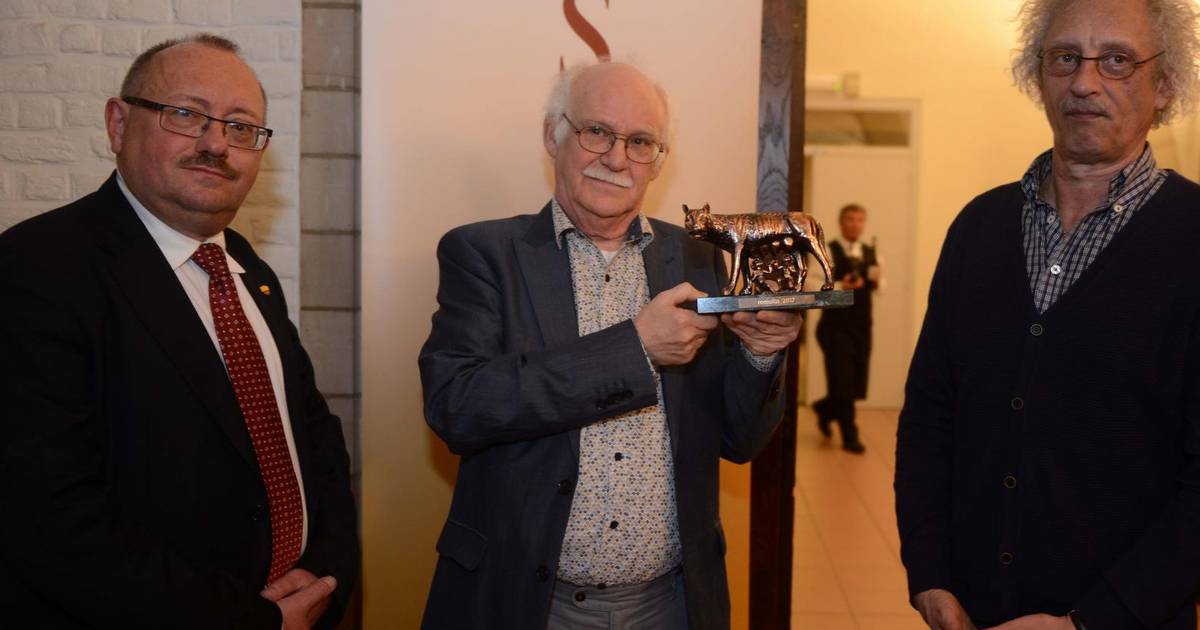 Romulusprijs S.P.Q.R. gaat naar dichter Robert Bogaerts | Leuven | hln.be