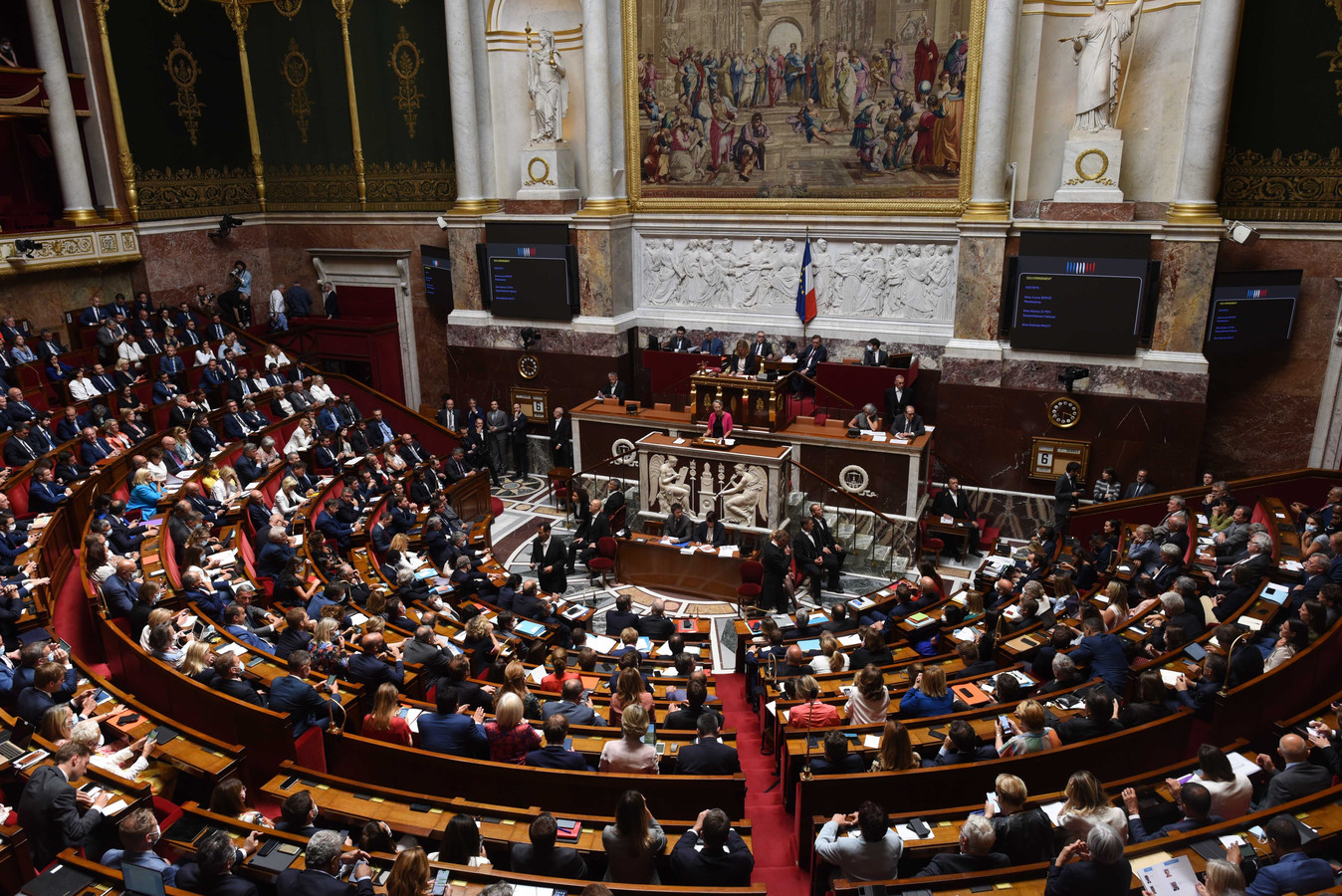 “Les Républicons”: le lapsus d'une députée LR à l’Assemblée nationale ...