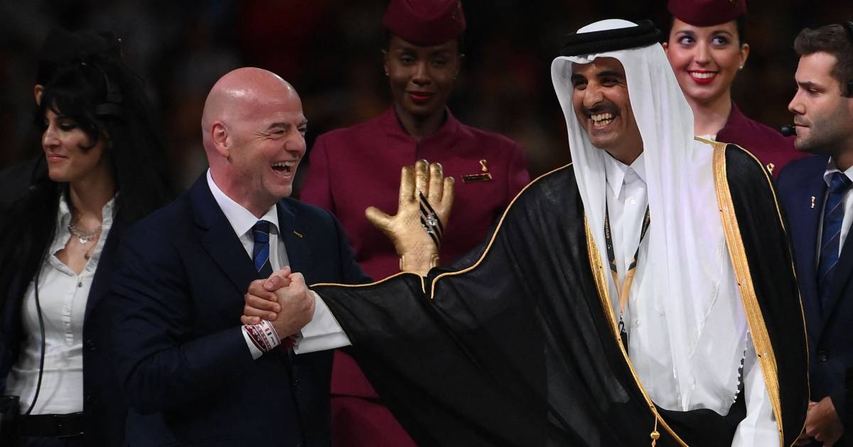 Column Tim Reedijk | Voetbal is het mooiste volksvermaak ter wereld ...