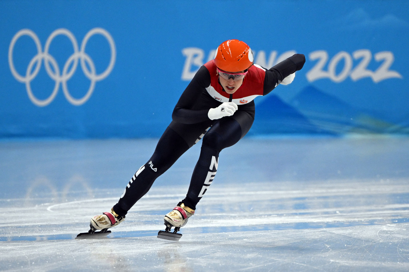 Suzanne Schulting en co met groot machtsvertoon naar kwartfinales 500 ...