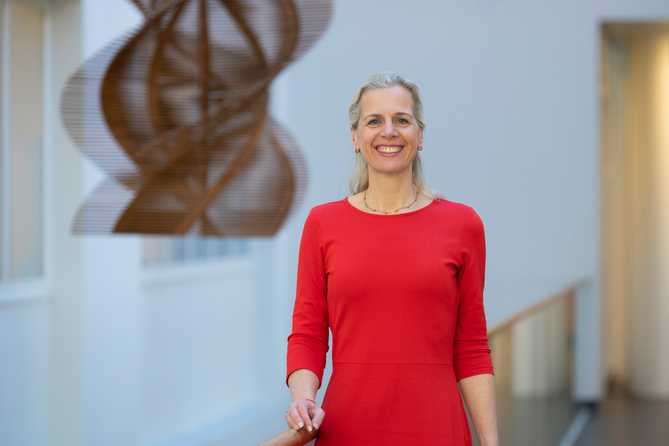 Gorcumse Angela de Ruiter nieuwe directeur van Beatrixziekenhuis | Foto ...