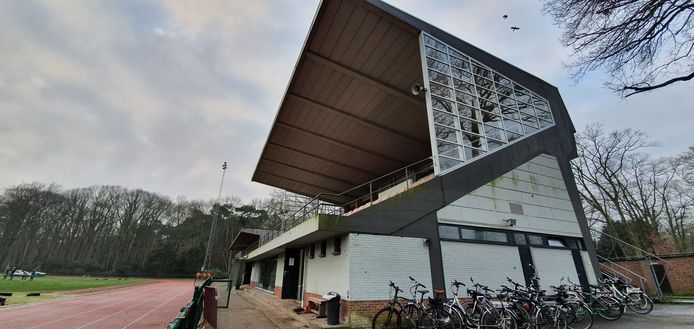 Ruiterhal gaat versneld tegen de vlakte: nieuwe podiumzaal in 2023 ...