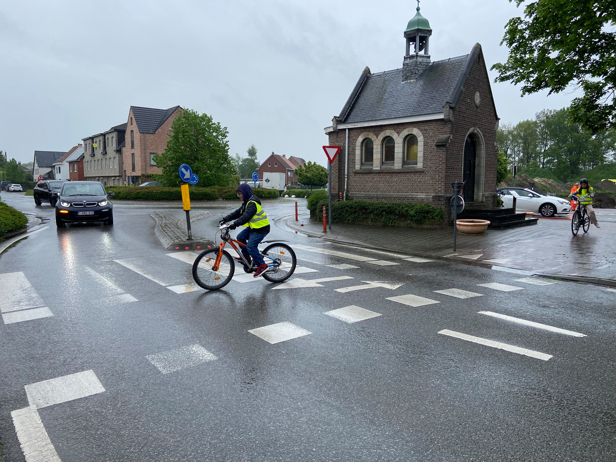 Leerlingen uit zesde leerjaar doorkruisen Sint-Antonius en Halle voor ...