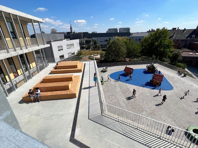 Eerste schooldag meteen in splinternieuw gebouw voor leerlingen Via ...