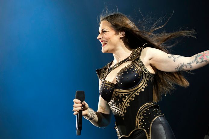 Nieuwe muziek van Beste Zangers-sensatie Floor Jansen verschijnt in april | Show | AD.nl