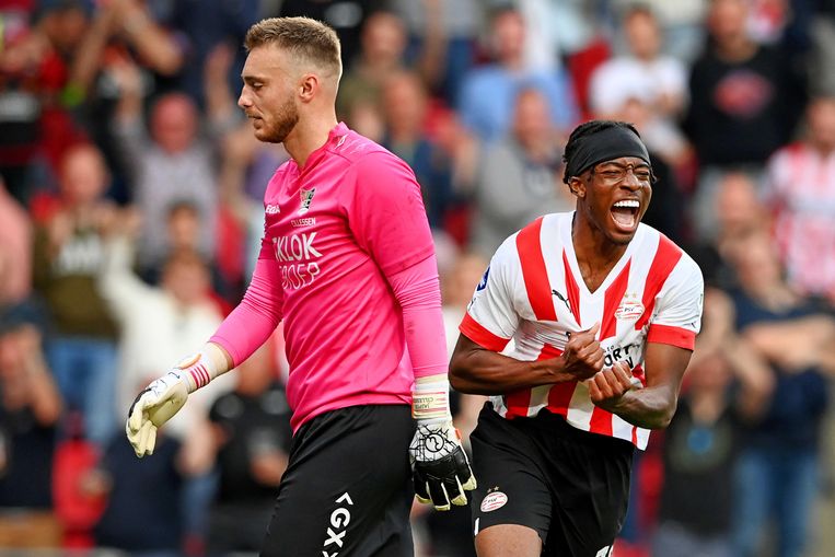 PSV hoeft niet voluit te gaan om NEC te verslaan | De Volkskrant
