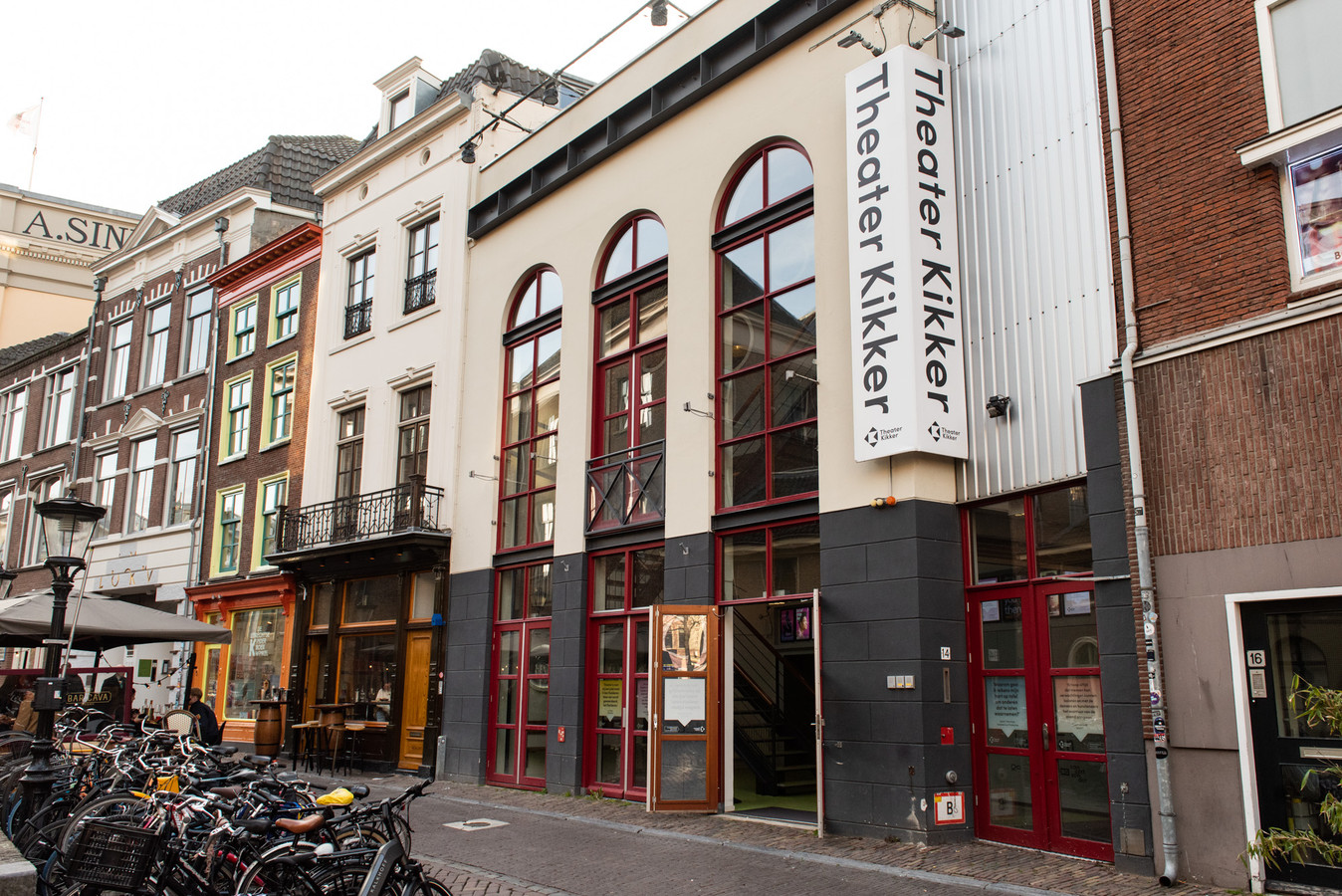 Theater Kikker viert 50-jarig bestaan met 50 uur non-stop theater ...