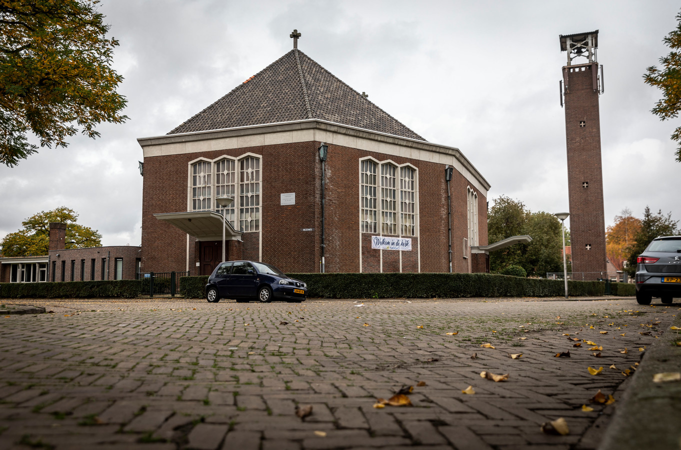 Een constructiefout kan de toren van de Maranathakerk in Eindhoven ... Een constructiefout kan de toren van de Maranathakerk in Eindhoven ...