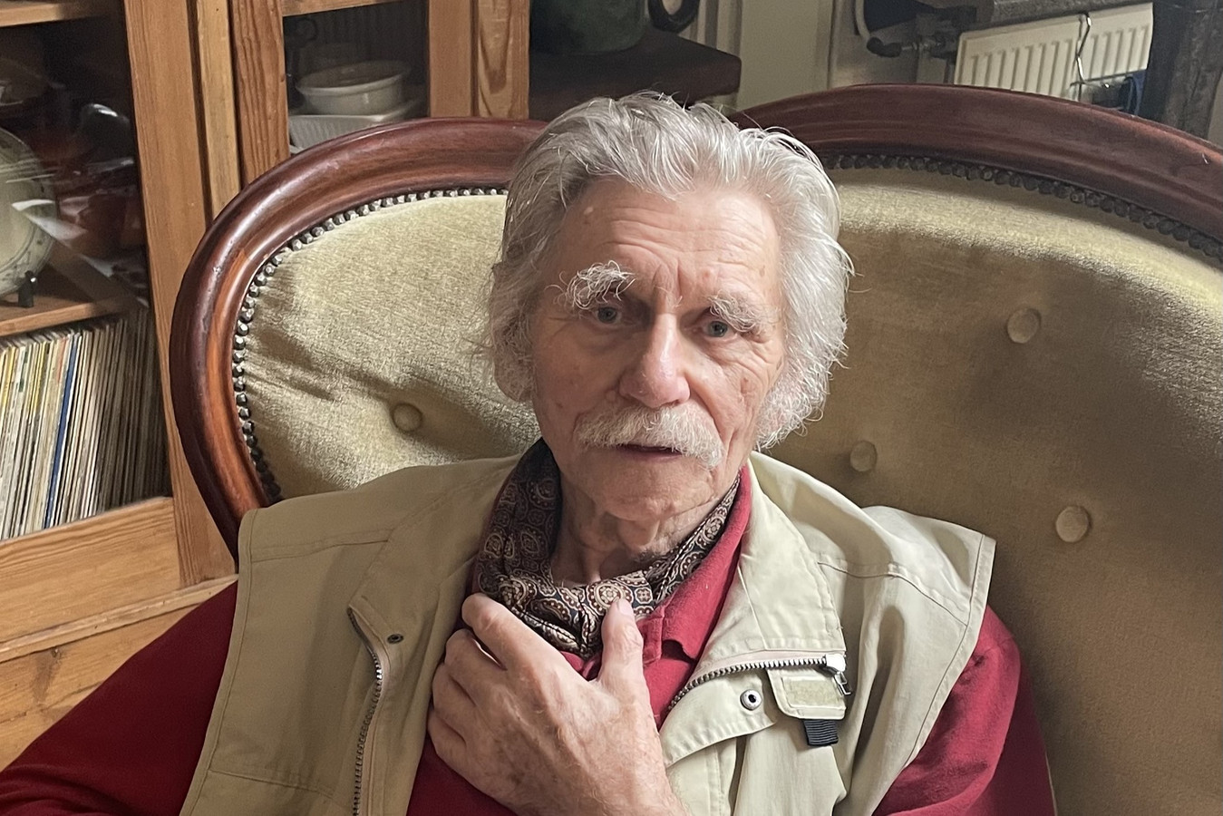 Voor 94-jarige beeldhouwer, fotograaf en dichter Atze is er maar één ...