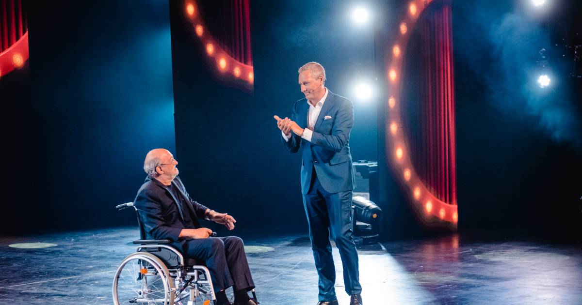 Danny Verbiest in een rolstoel in ‘James, de musical’ | TV | hln.be