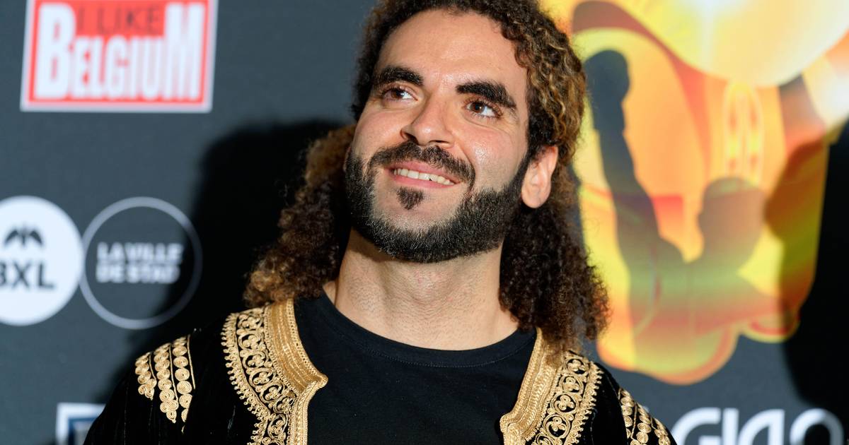 Filmregisseur Adil El Arbi bekroond met Burgerschapsprijs: “Hij is een ...