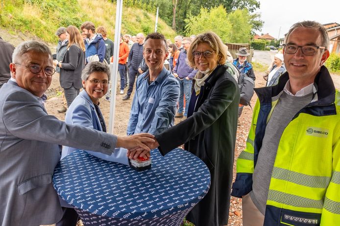Sibelco gaat water in groeve bufferen: “Dankzij nieuwe kantelstuw ...