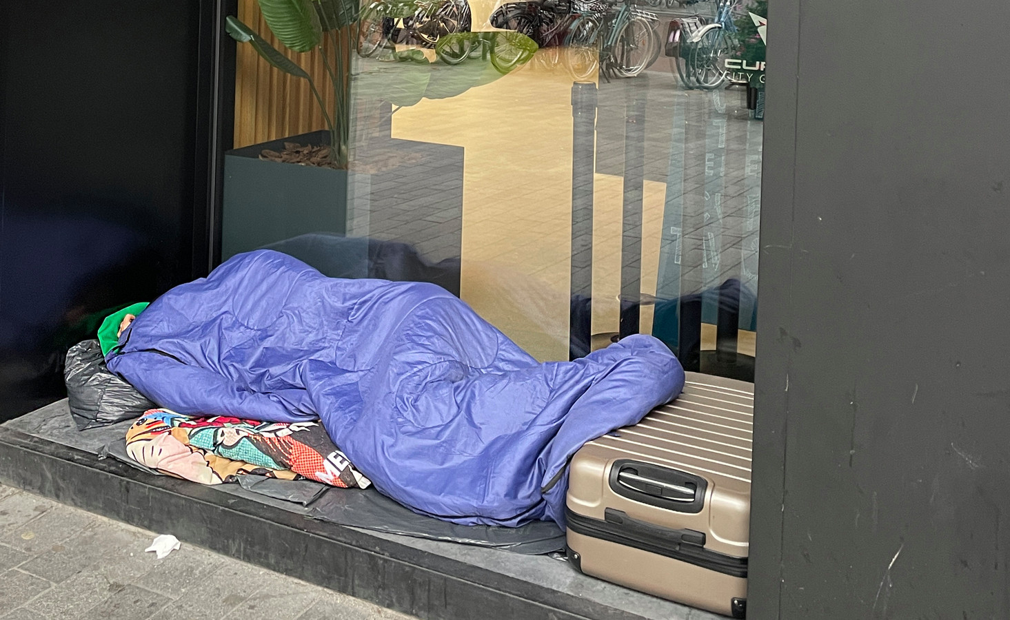 Dit is de eerste huisartsenpraktijk voor daklozen: ‘We zien klachten ...