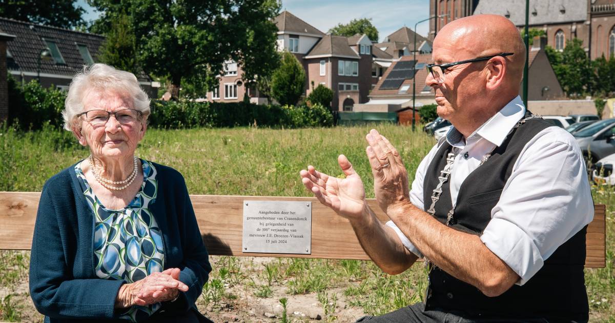 100-jarige Lies uit Budel is nog altijd kwiek: ‘Ik ben altijd bezig ...