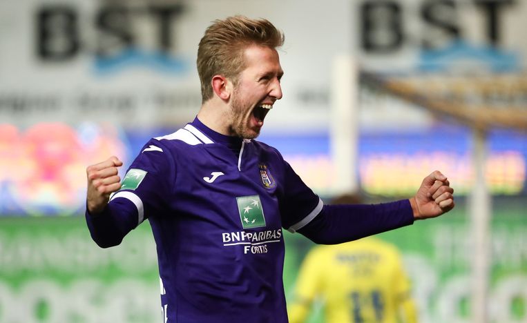 Recordaankoop Michel Vlap vecht terug bij Anderlecht: ‘De kritiek was ...