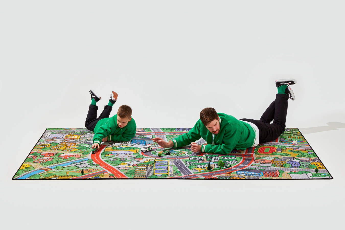 Het bekende autokleed moest op de schop, vond Lior: Ikea is enthousiast ...