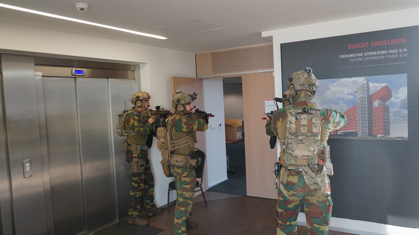 Para’s bestormen Burcht Singelberg van Katoen Natie: “Altijd beter om ...