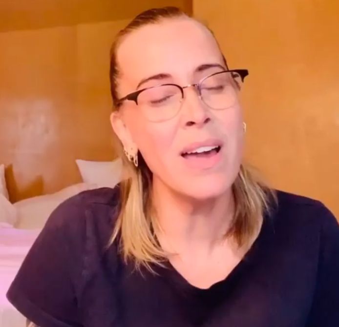 Anouk maakt lied voor koppels die relatie zien stranden door isolatie ...