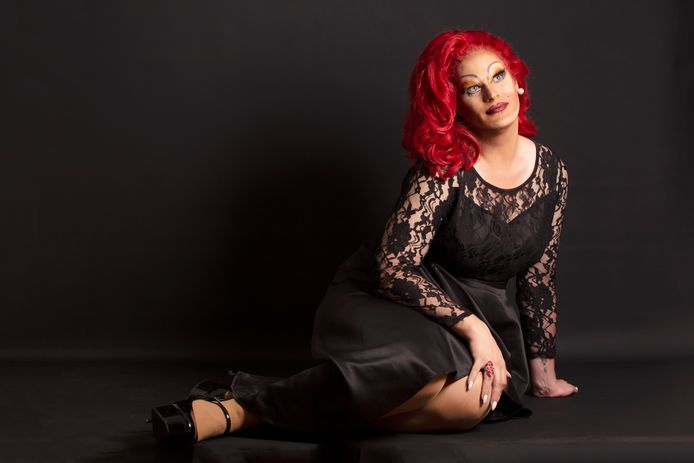 Drag queen Crystal Queer wil shinen zonder gevaar: ‘Mijn identiteit ...