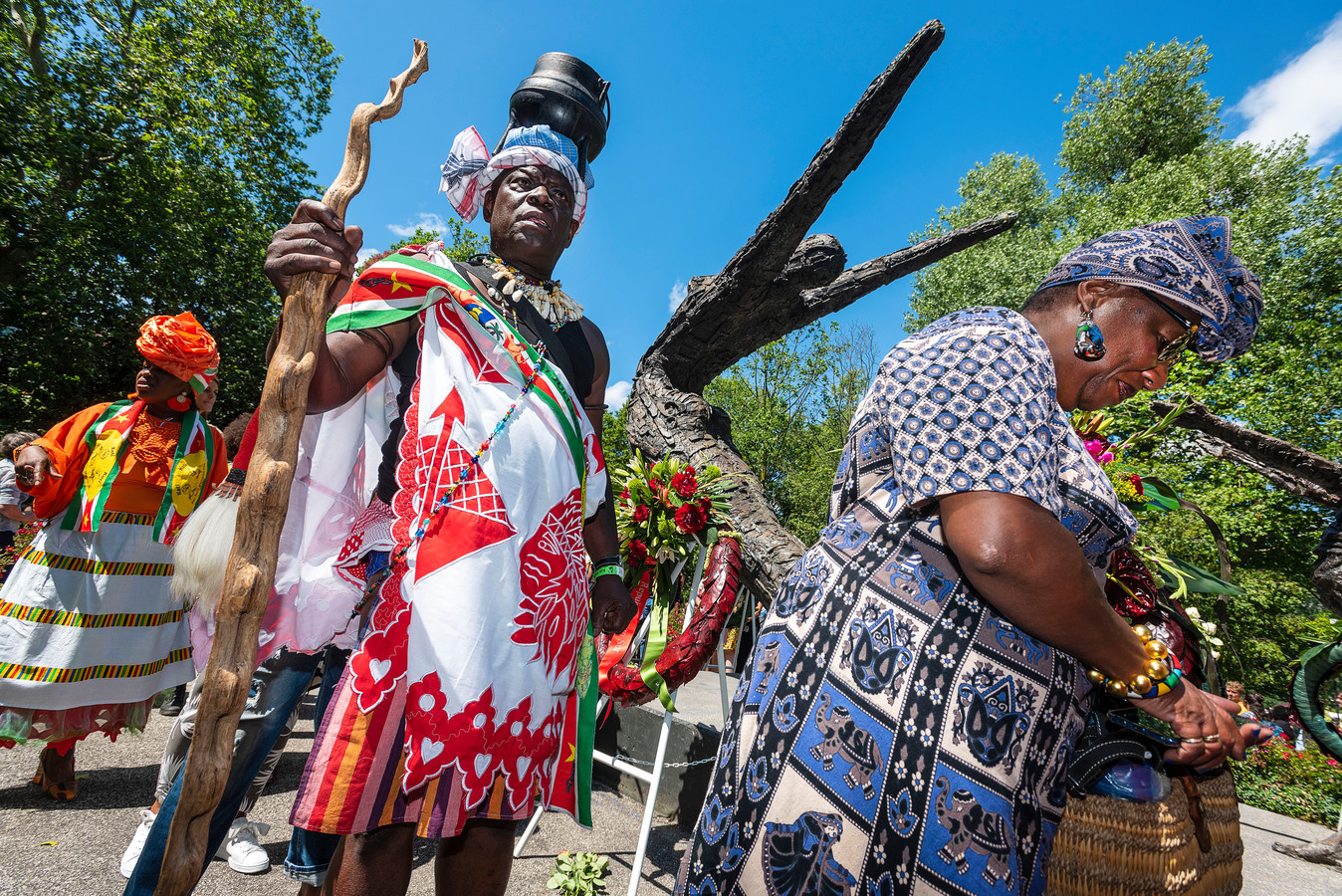 Stadsarchief stelt Amsterdams slavernijverleden tentoon | Foto | AD.nl