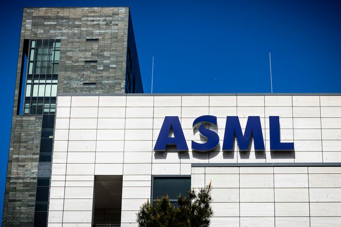 ASML geeft uitleg over blunder: excuses van topman voor voortijdige publicatie van resultaten ...
