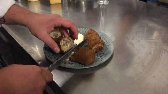 Een kroket met frikandelragout, kortom: de Krokodel, een nieuwe ...