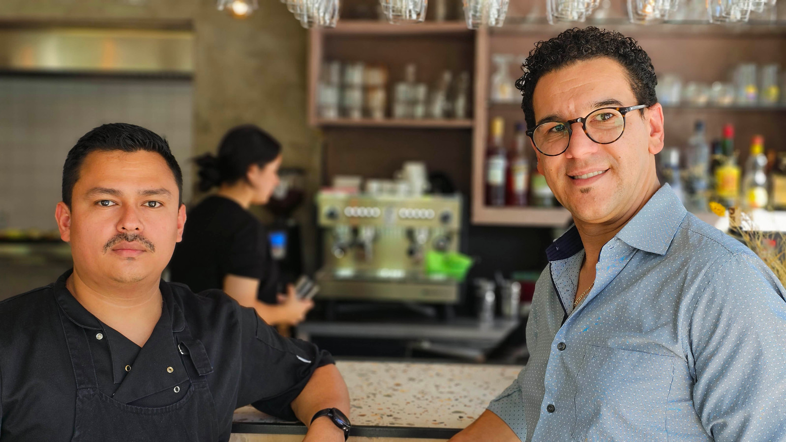 NET OPEN. Boho Bar springt uit de band met opvallend terras: “Willen ...